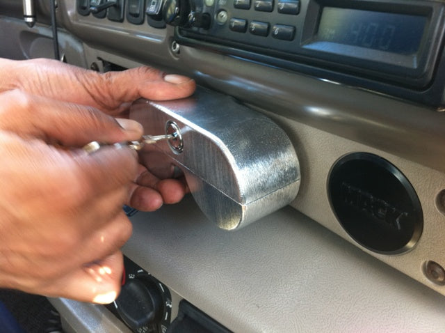 Air Brake Lock For Truck or Tractor (Single/Double) – Universal Boot